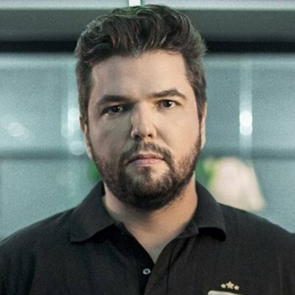 Lucas Almeida - Meethub